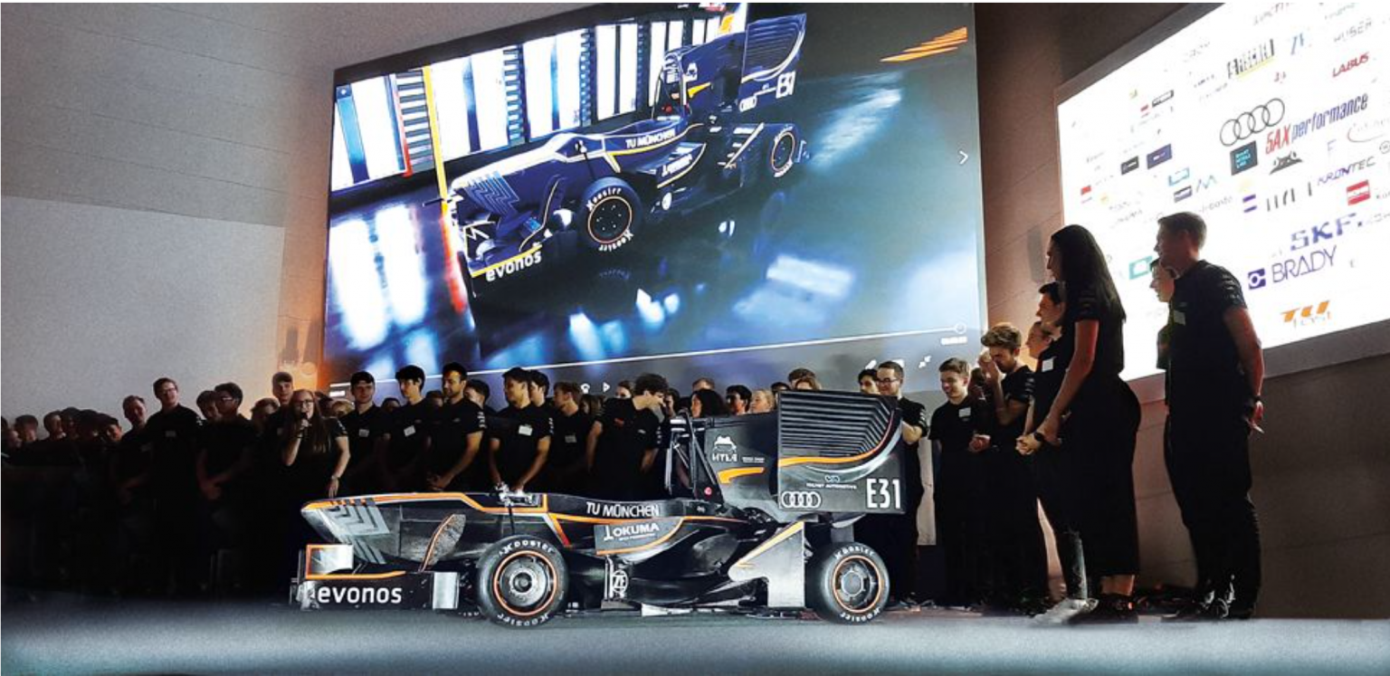 Vorstellung des neuen Rennwagens von TUfast Racing aus München ...